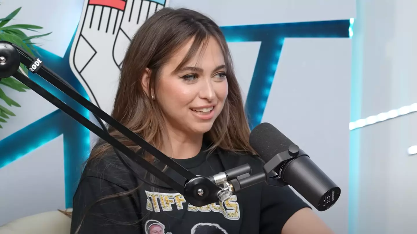 Top starul pentru adulți Riley Reid dezvăluie gestul dezgustător pe ...